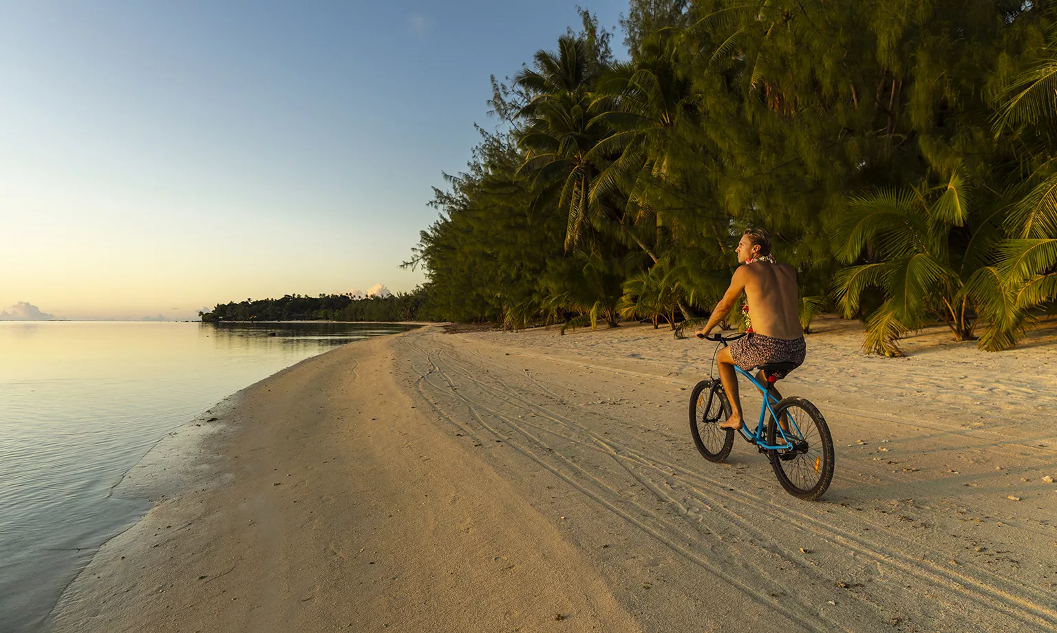 Getting To and Around the Cook Islands | Outlook Travel Magazine